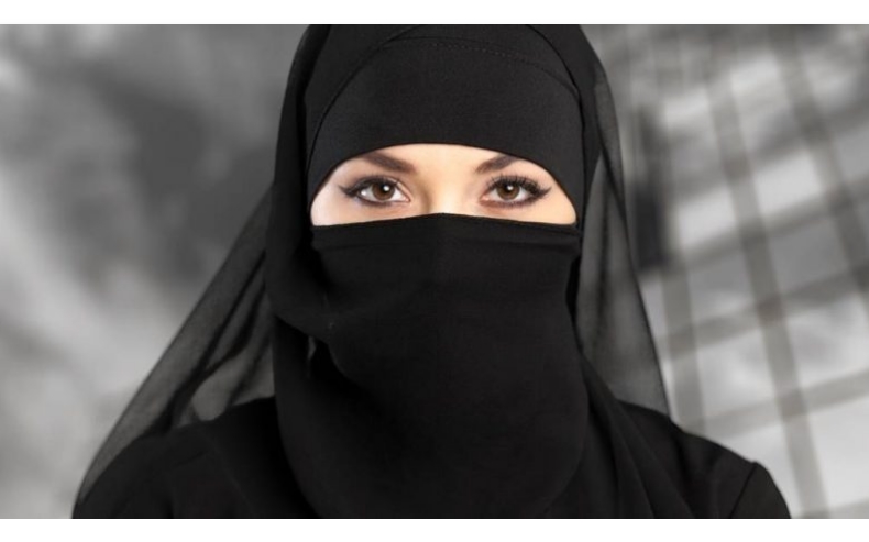 Da li je žena obavezna nositi nikab? - Religis
